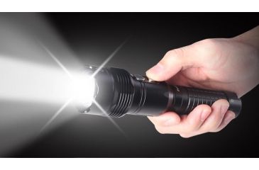 Fenix RC15 Rechargeable Flashlight - 860 Lumens Max | Free Shipping ...