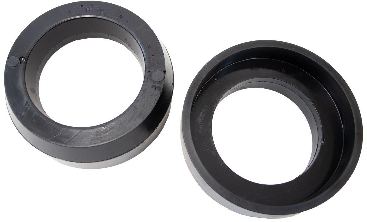 Fishbone Offroad FJ Cruiser Rear Leveling Kit Review - The Civil War