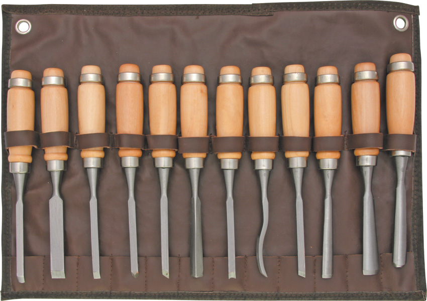 Steelex Twelve Piece Carving Set Review - Gun Values Board