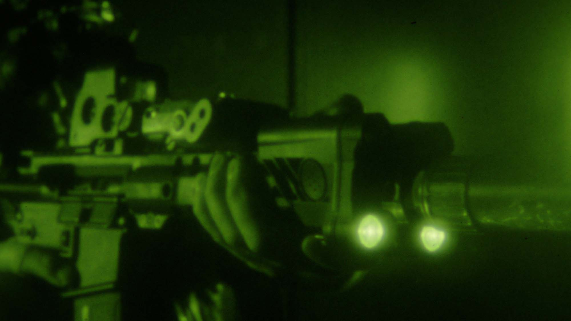 ZeroBlindSpot 0BS-2 IR + White LED Weapon Light Review - The Civil War